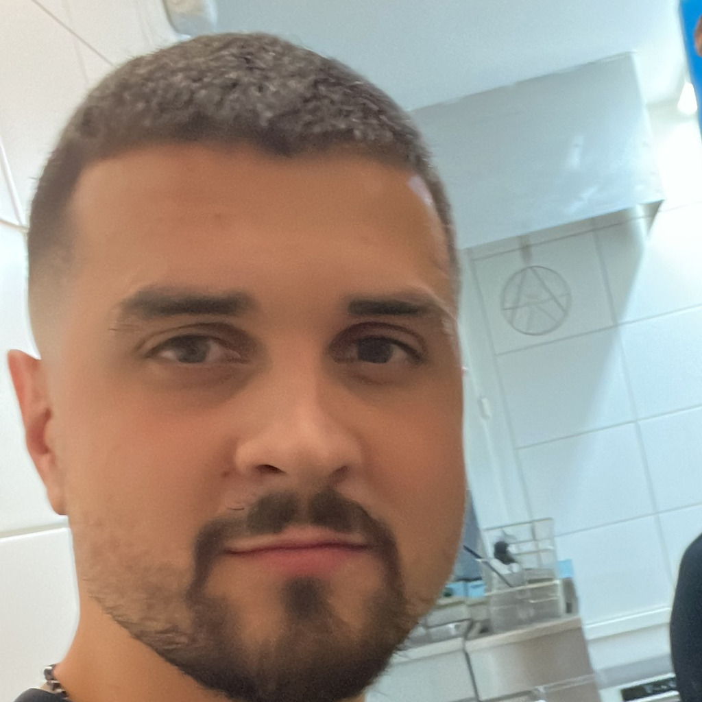 Davide La marca: Lagerist | XING