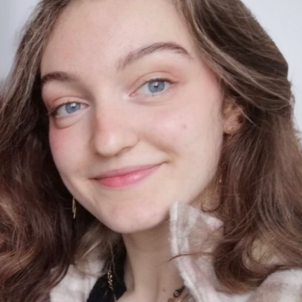 Victoria Englert - Content/ Social Meida Manager - CW GmbH | XING