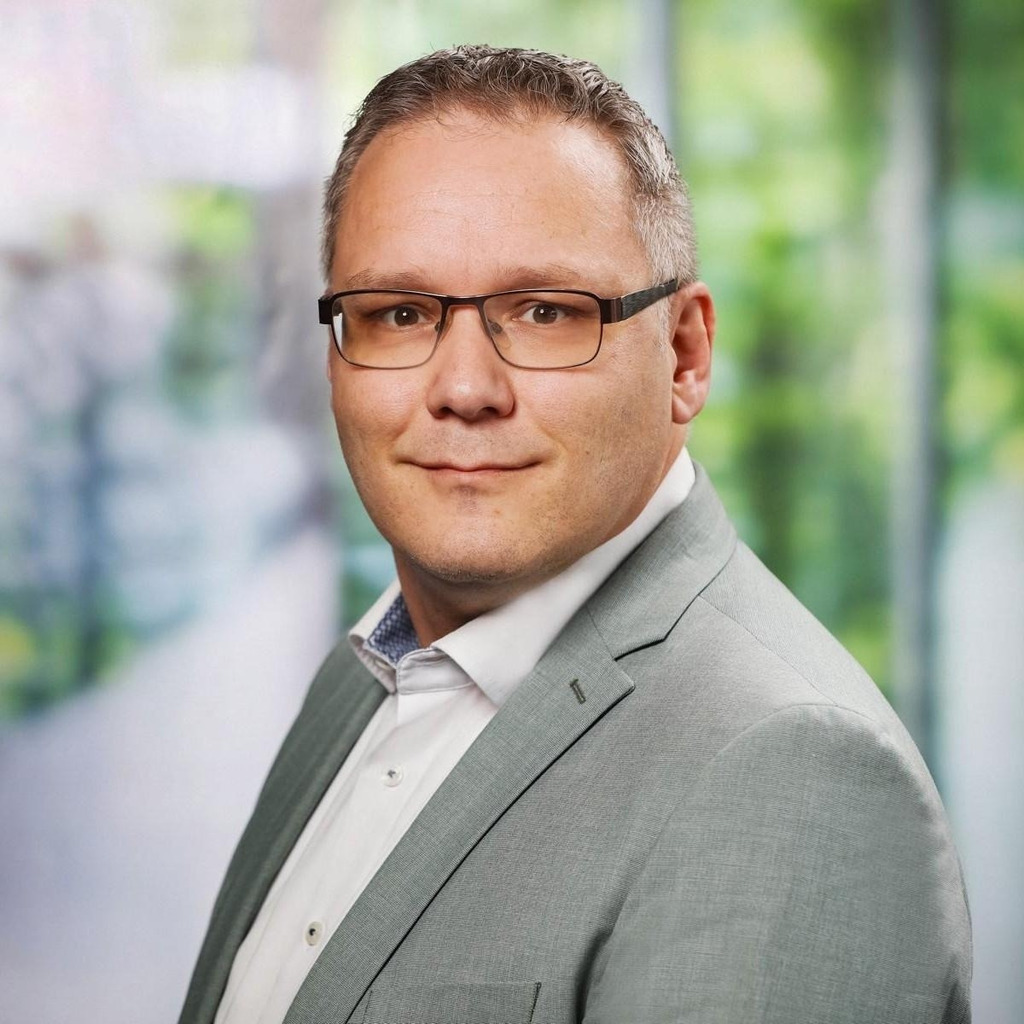 Benjamin Häcke - Fachgebietsleiter Wirtschaftsförderung und ...