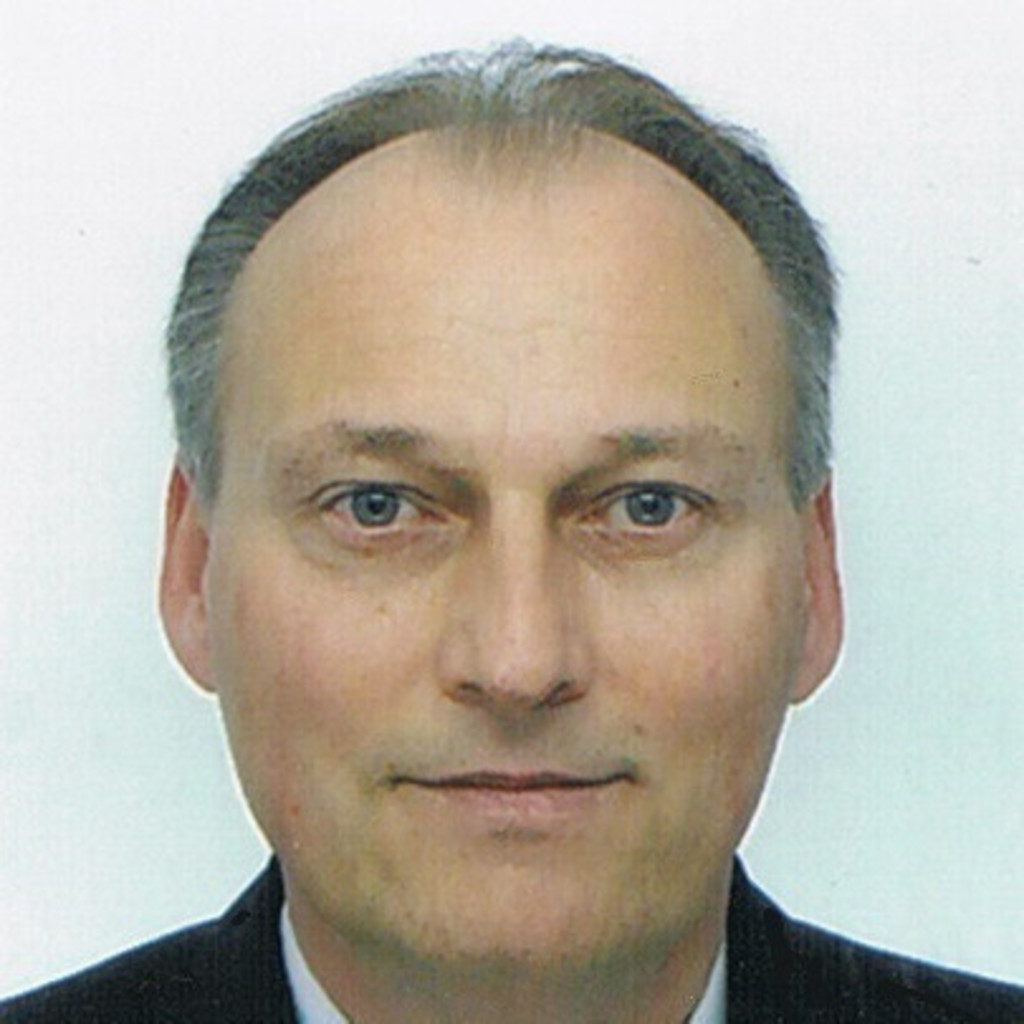 Bruno Röthlisberger - Global Service owner skype for business endpoints ...