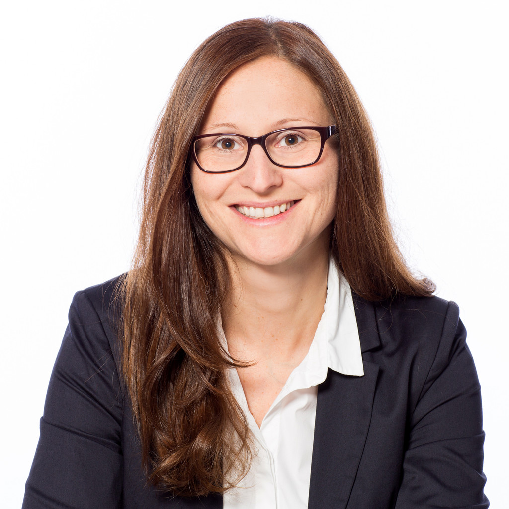 Mag. Sandra Ratzenböck - Business Unit General Manager ROHA - Axians ...