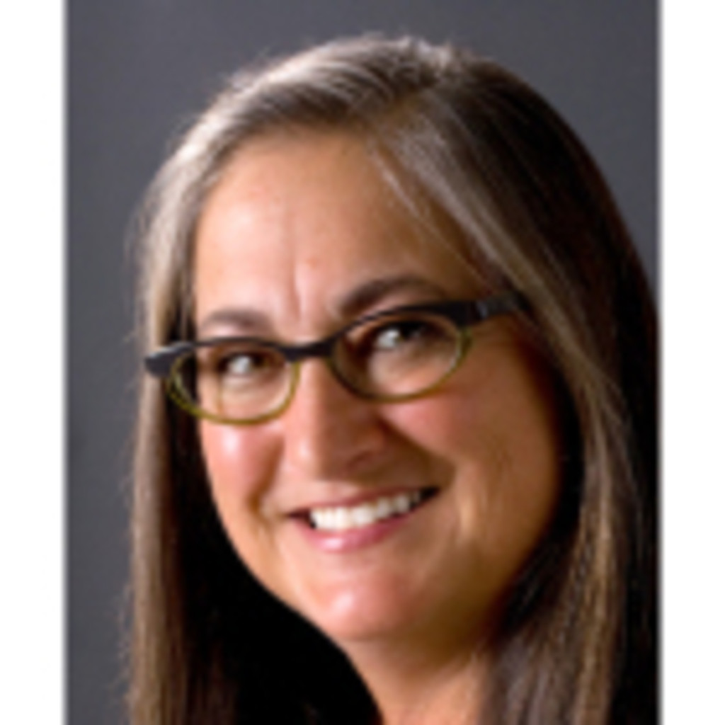 Joslyn Baker - Owner - Soluna Studio Commercial Photography ...