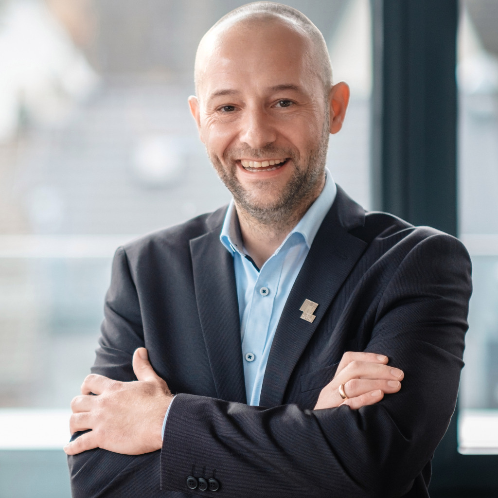 Daniel Hofmann - Abteilungsleiter Kundenmanagement - MEDIA Central Gesellschaft für ...