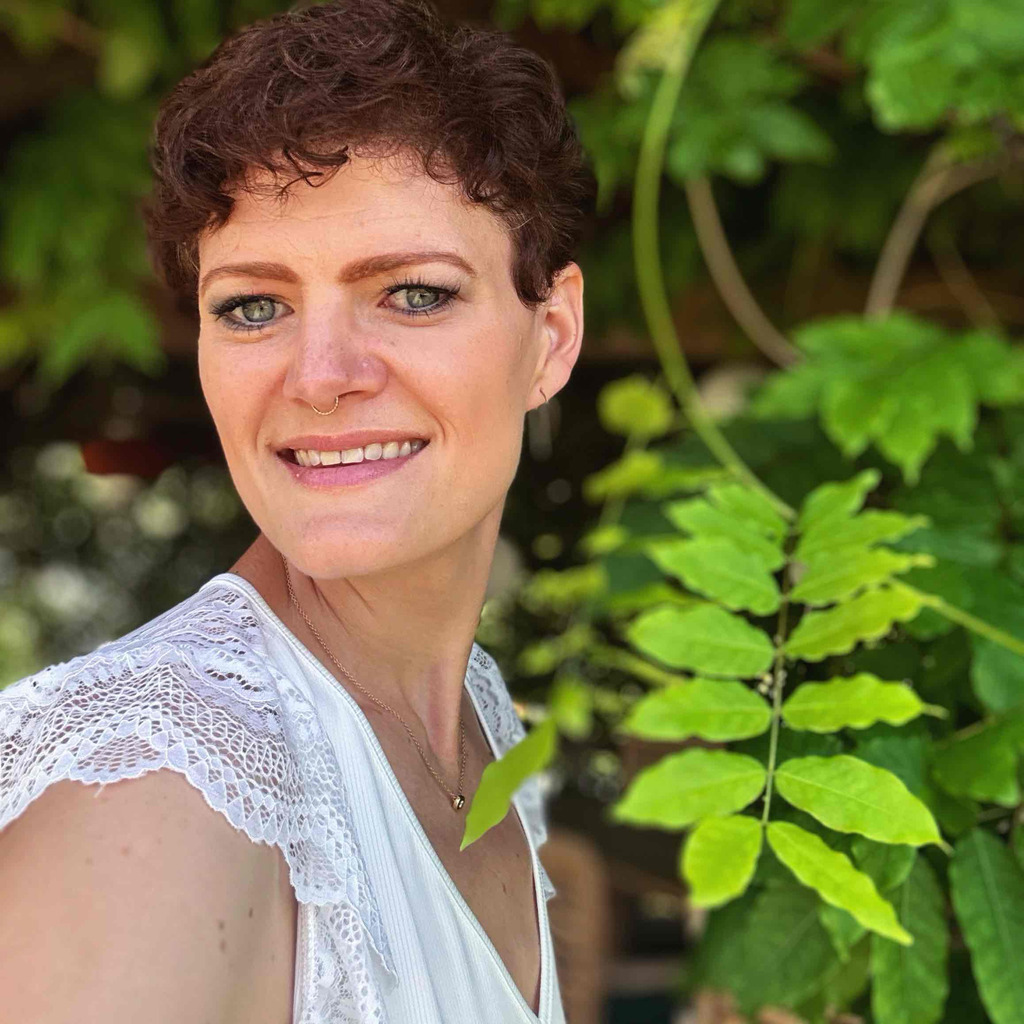 Annika Diemer-Ruth - Commodity Buyer Direct Materials - Freudenberg ...