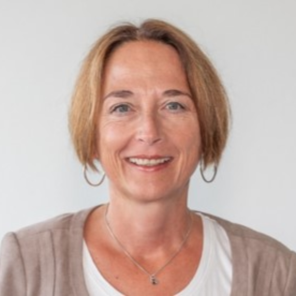 Nadine Bruno-Ebner - Product Manager Skin Care - Tanner SA | XING