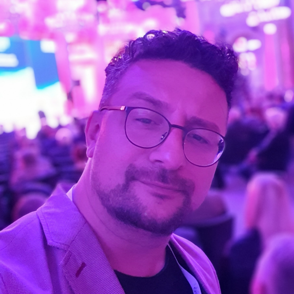 Ahmet Selim Batur - Geschäftsführer - BATUR - Rohstoff Marketing KG | XING