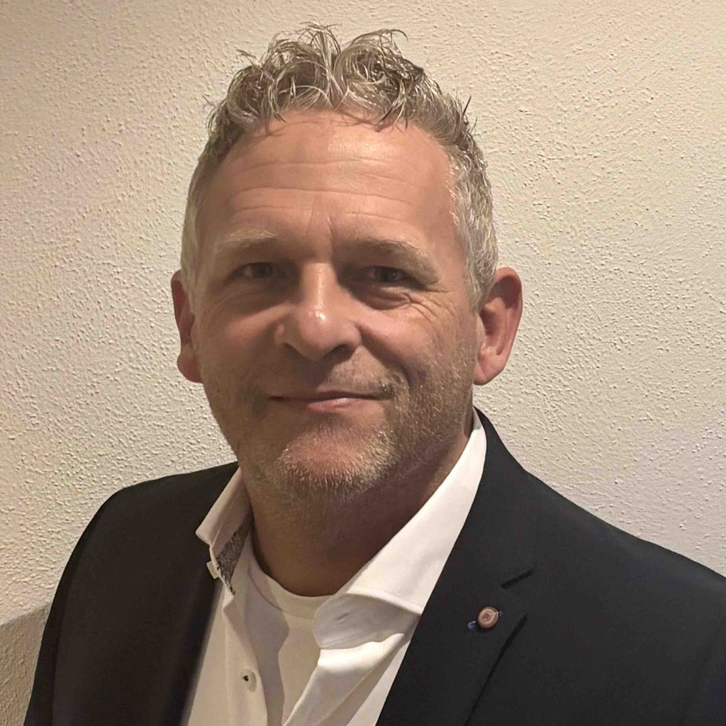 Ulli Niggl - Leiter Außendienst Neue Presse Zeitungsvertriebs GmbH ...