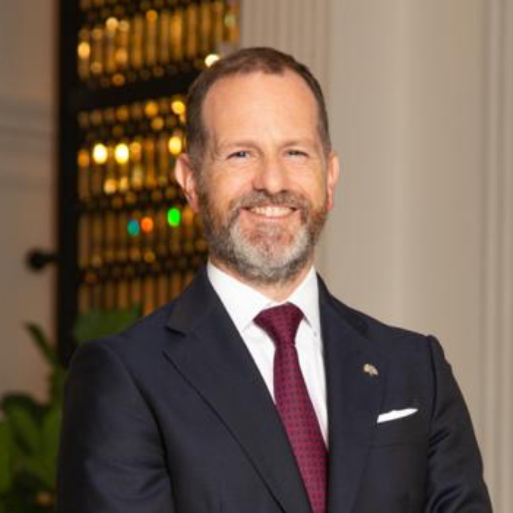 Christian Westbeld - General Manager - Raffles Hotel Singapore | XING