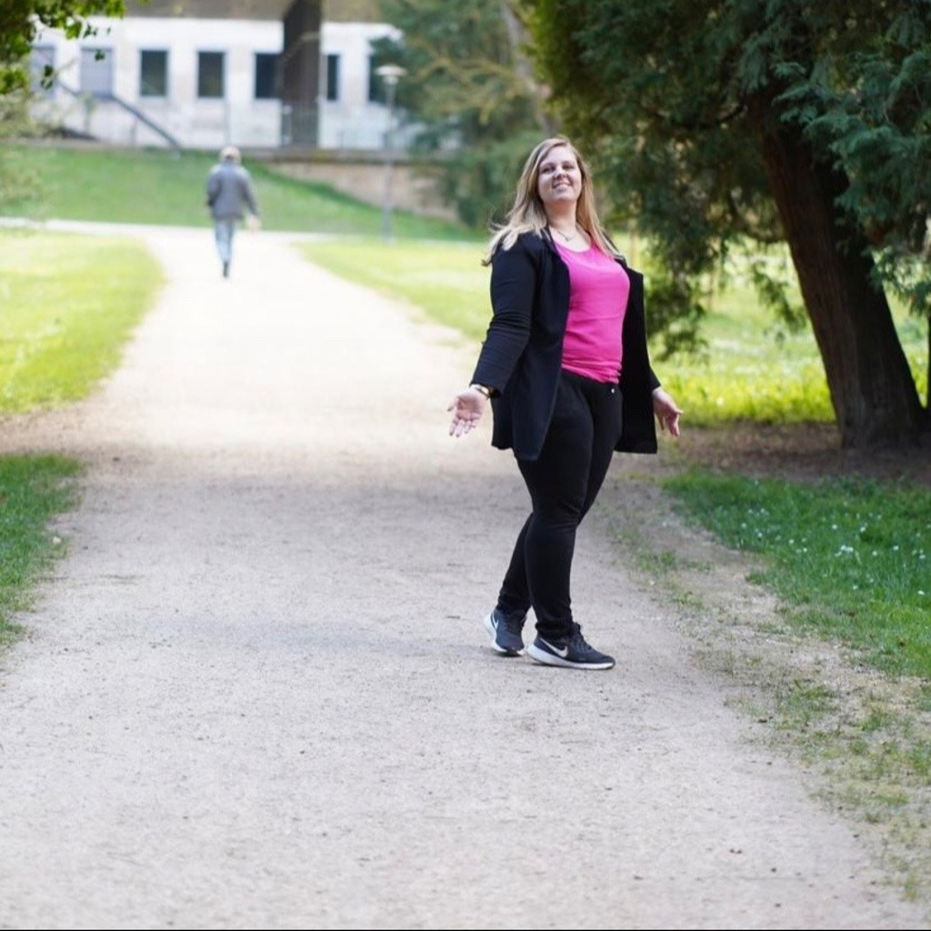 Jennifer Brenner - Krippenpädagogin - Markt Lappersdorf | XING