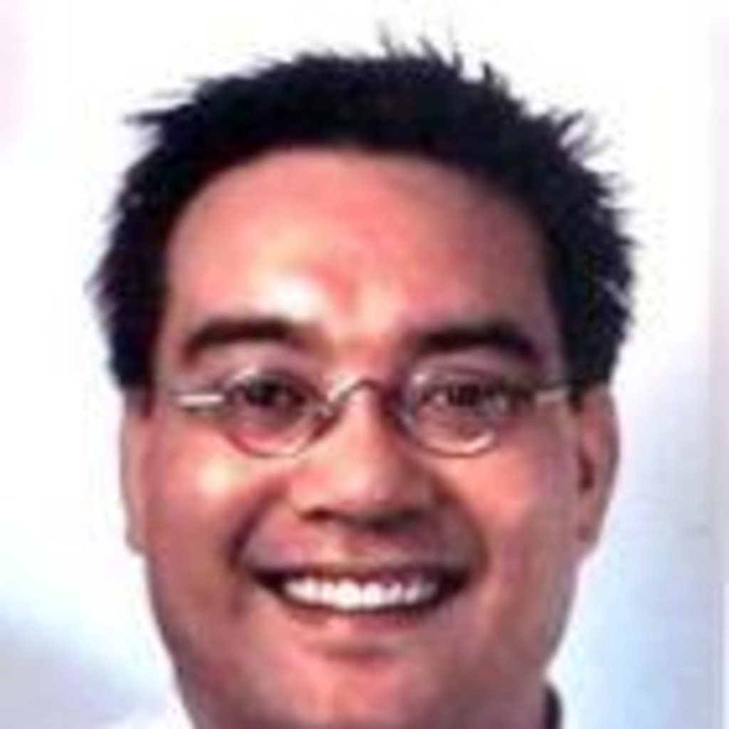 Jeffrey Smit's Instagram, Twitter & Facebook on IDCrawl