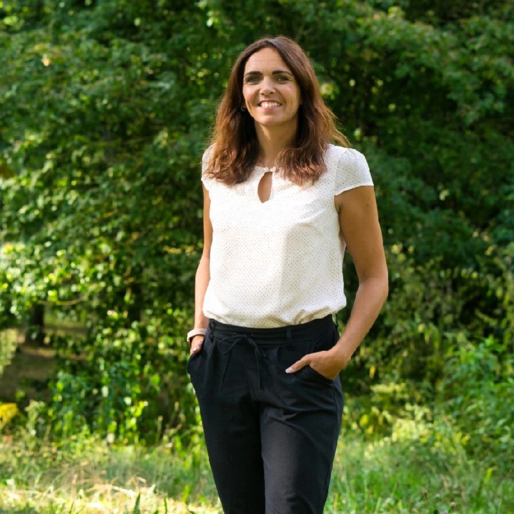 Julia Zimmer - Personalsachbearbeiter - EVAMO | XING