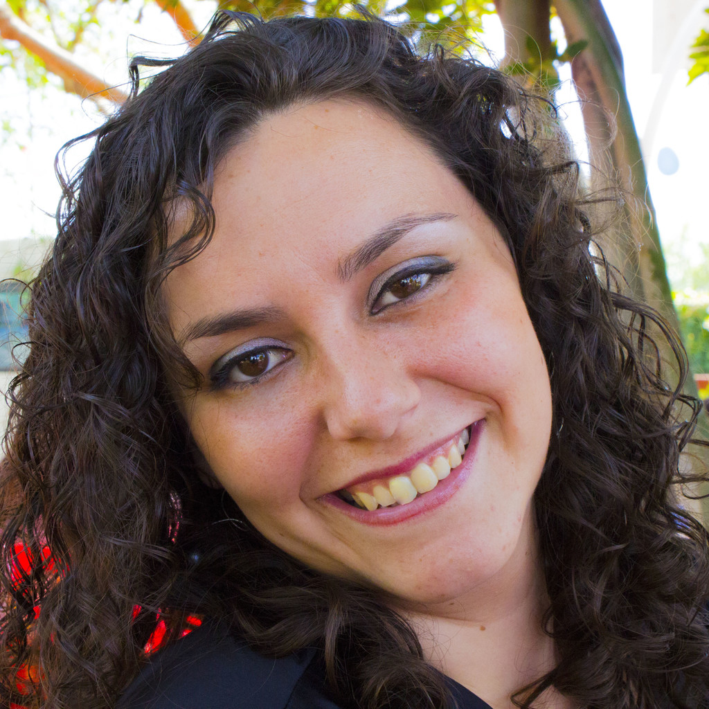 Gloria Cortes - Tecnico de rayos - CLINICA DE LA MUJER | XING