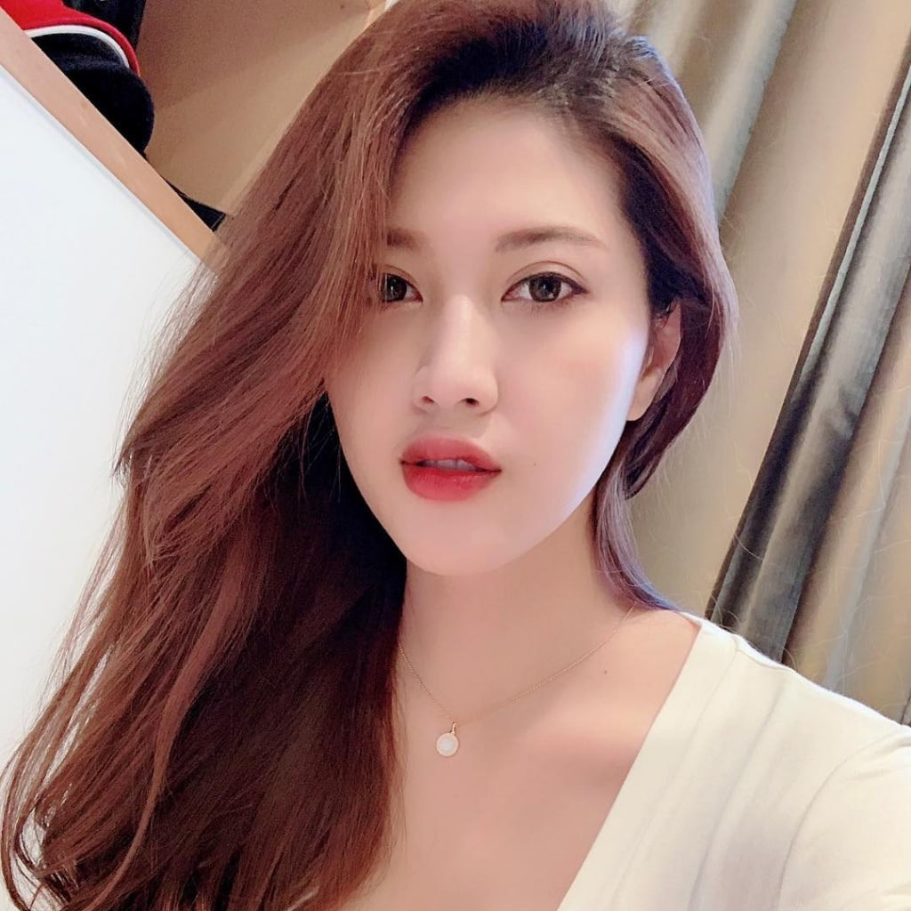 AI LISHA - Chief Executive Officer (CEO) - 八马 | XING