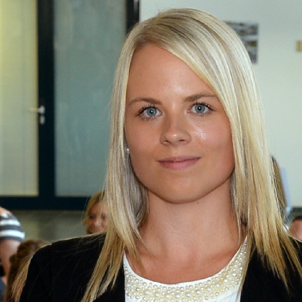 Lisa Uhl - HR Business Partner - ASTOTEC Automotive ehem. Hirtenberger ...