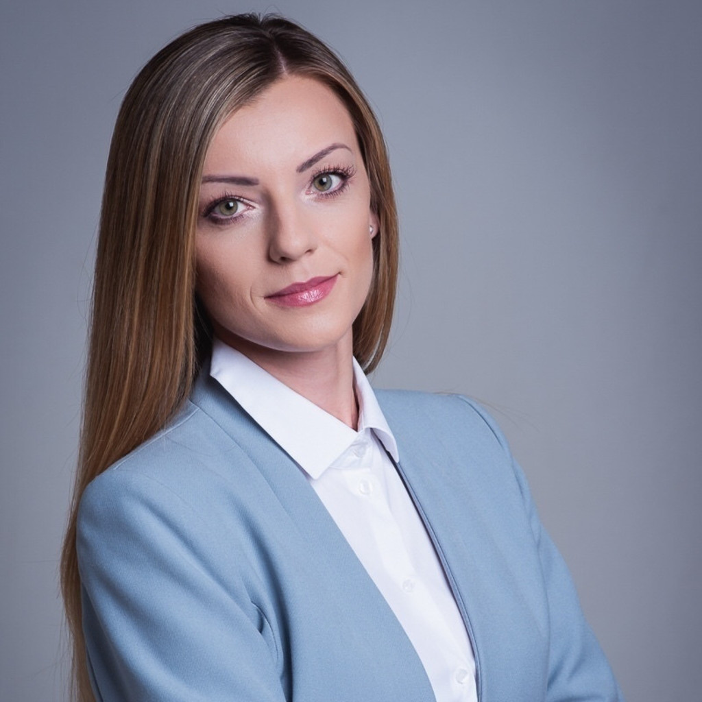 Anika Decurtins - SAP Data Maintenance - F.Hoffmann-La Roche AG ...