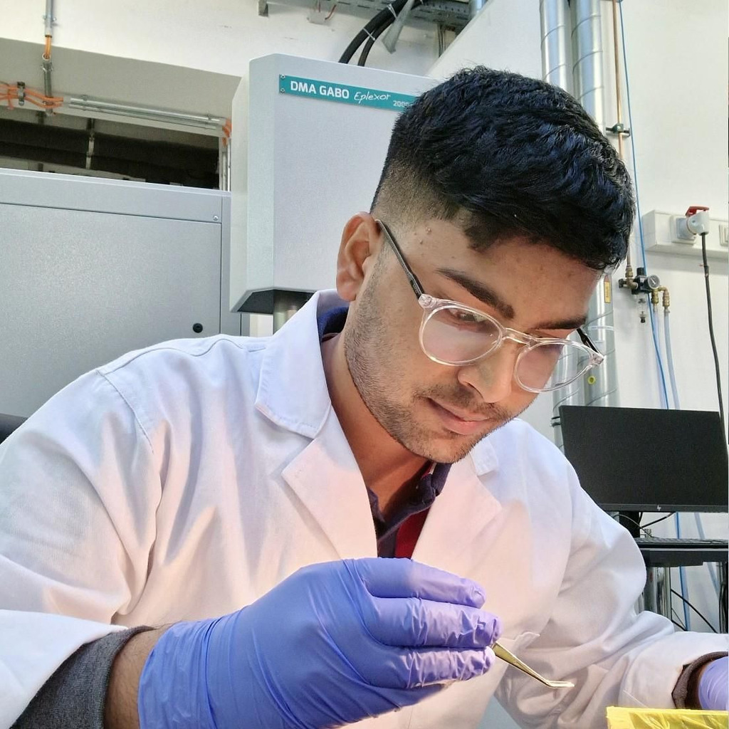 MAYANK GAUTAM - Polymer Science - TU Dresden | XING