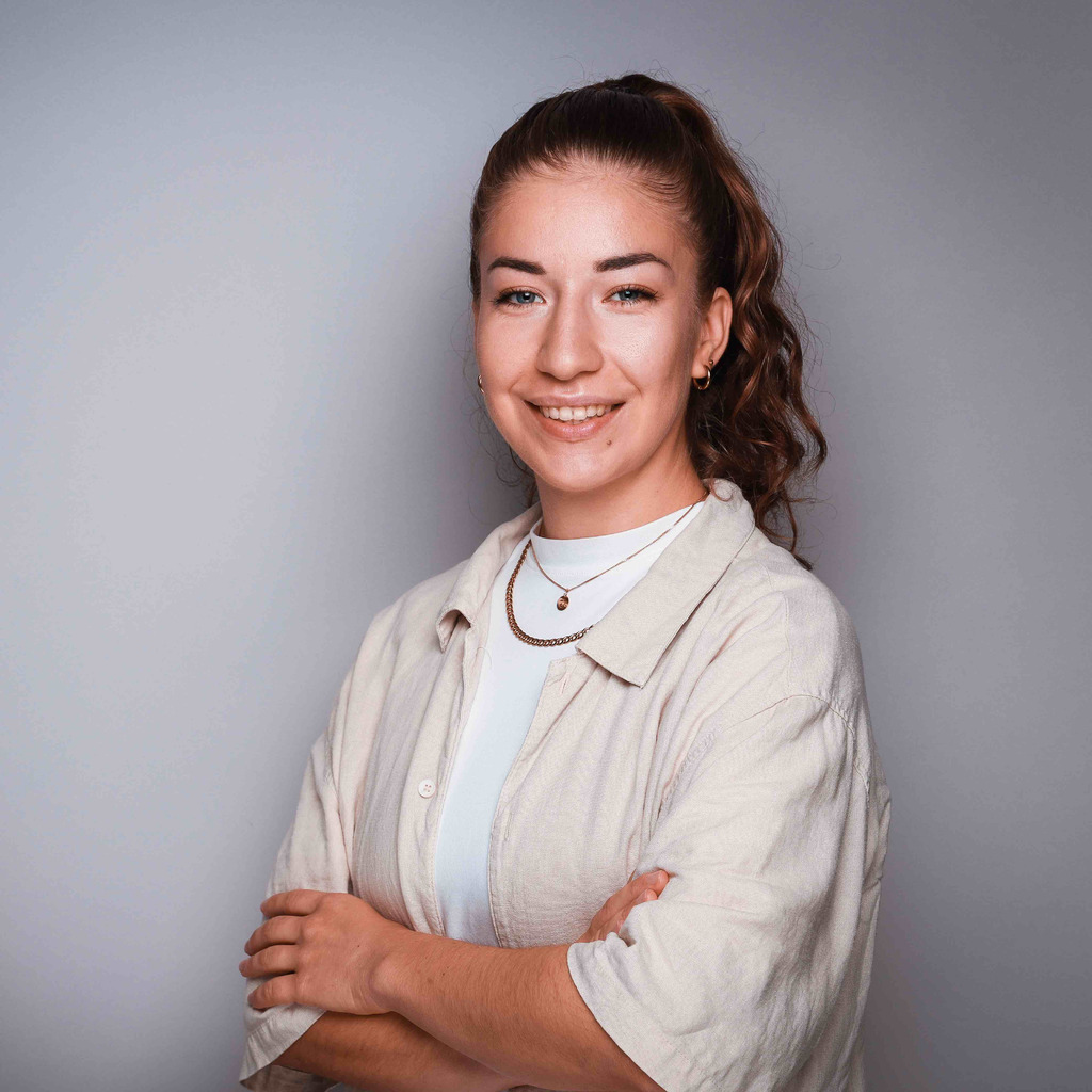 Kimberly Hestermann - Art Director - CMF Advertising GmbH | XING