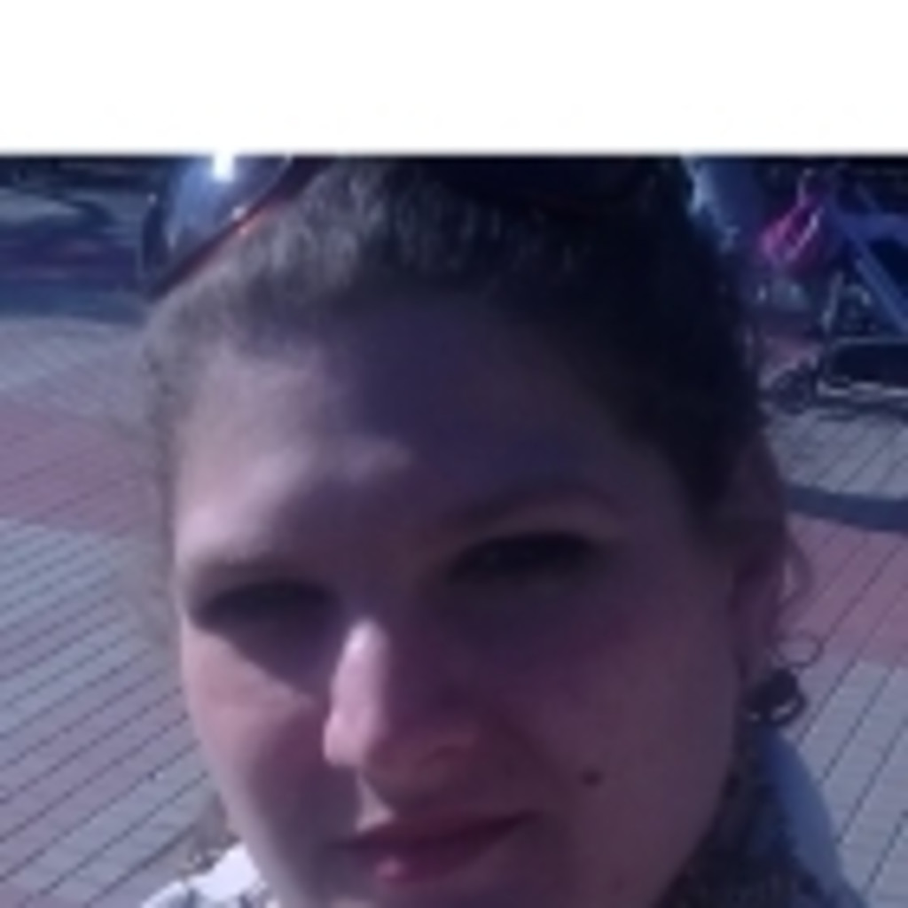 Encarni robles Clemente - auxiliar de enfermeria - residencia | XING