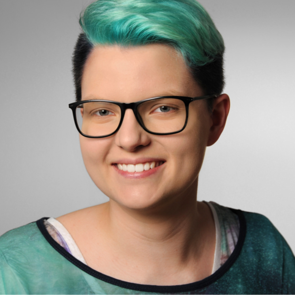 Julia Wagner - Bürokauffrau - Richard Kreuzer GmbH | XING