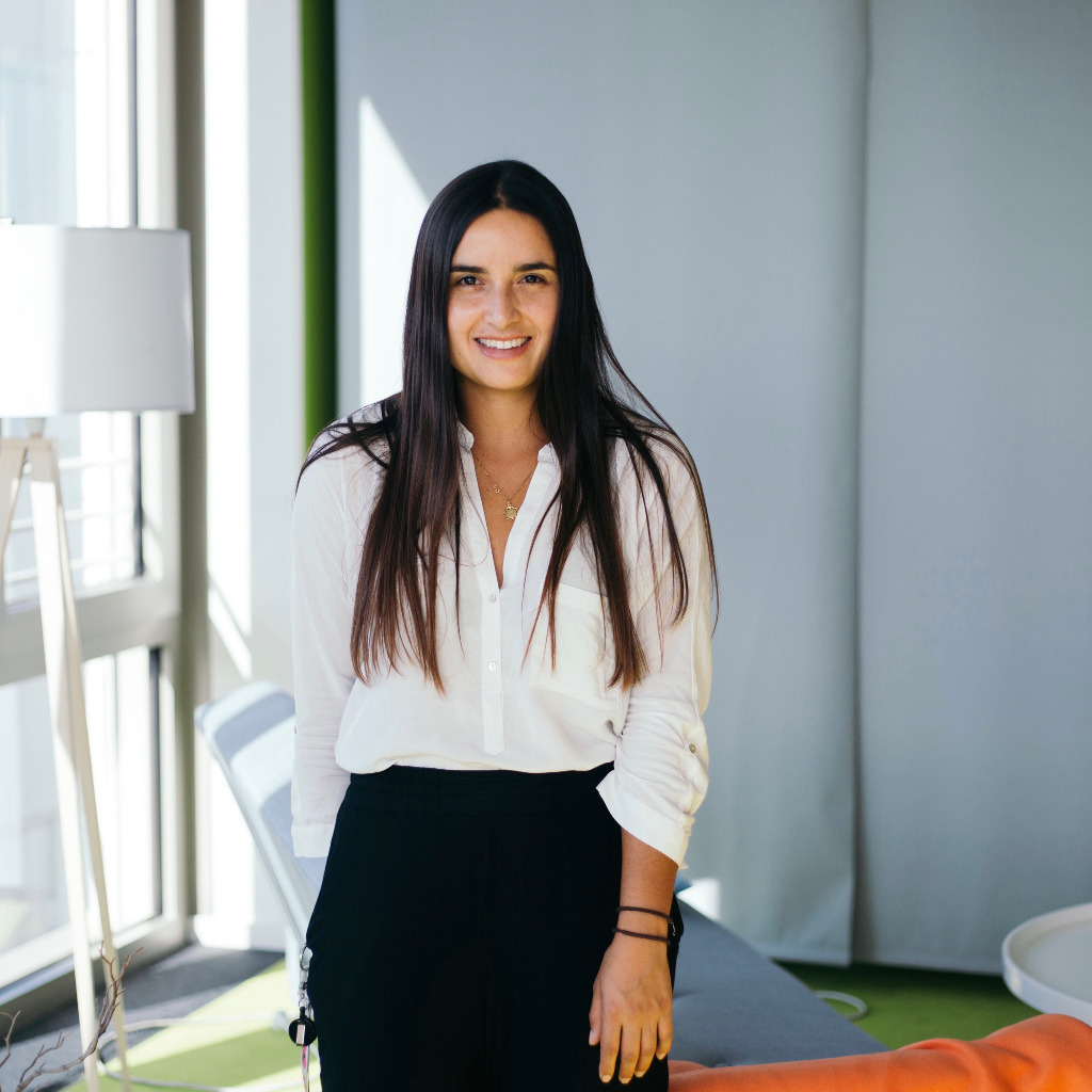 Maria Albornoz - Founder/ Social Media Strategist - Blanc Art | XING