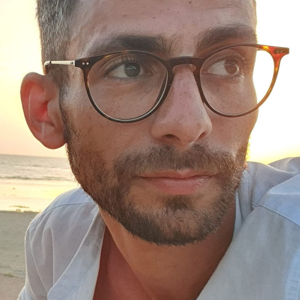 Jonas Hirsch - Projektmanager Digitale Medien - Jung von Matt CREATORS | XING