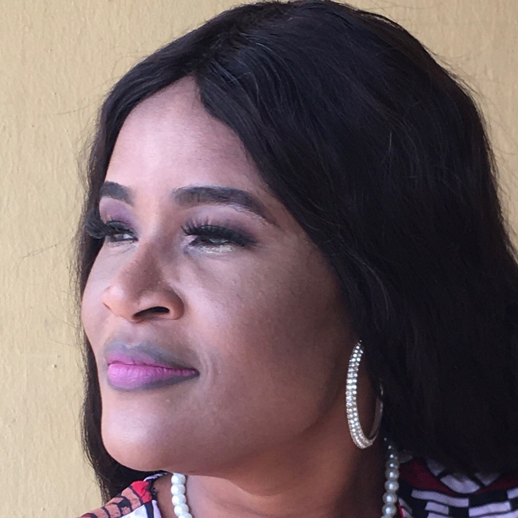 Barbara House's Instagram, Twitter & Facebook on IDCrawl