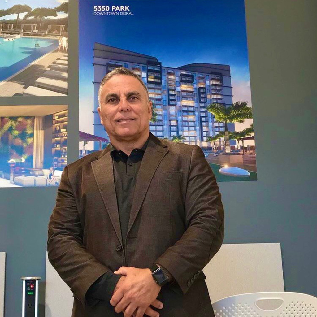 Armelo Rouch: Ausbildung und Berufserfahrung | XING