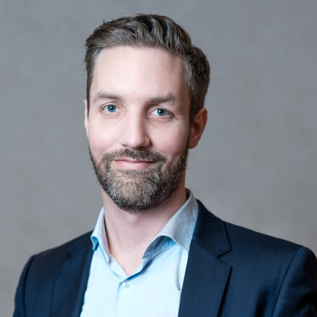 Michael Pesch - Director International Controlling - HIMA Paul ...