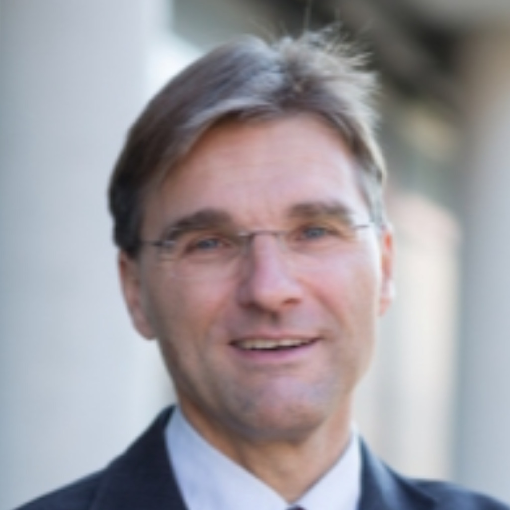 Thomas Trauth - Lehrkraft für Russisch und Englisch - Staatliche ...