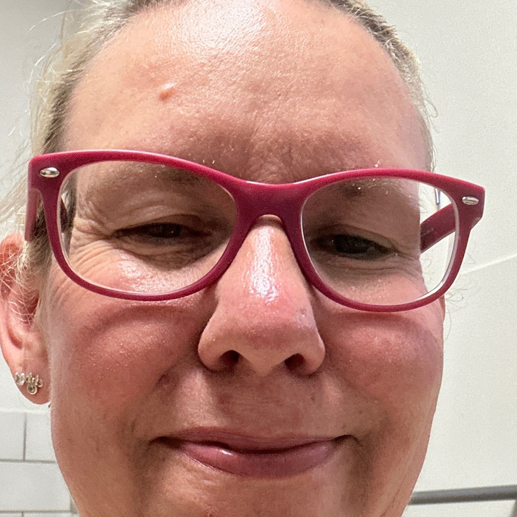 Michaela Bremora - Selbständigerwerbender - Michaela Bremora | XING