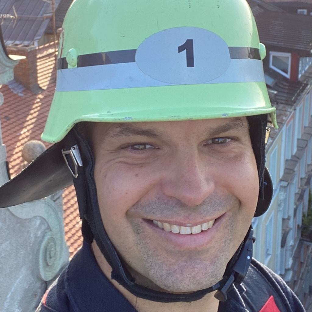 Holger Sugg - Brandinspektor - Branddirektion München | XING