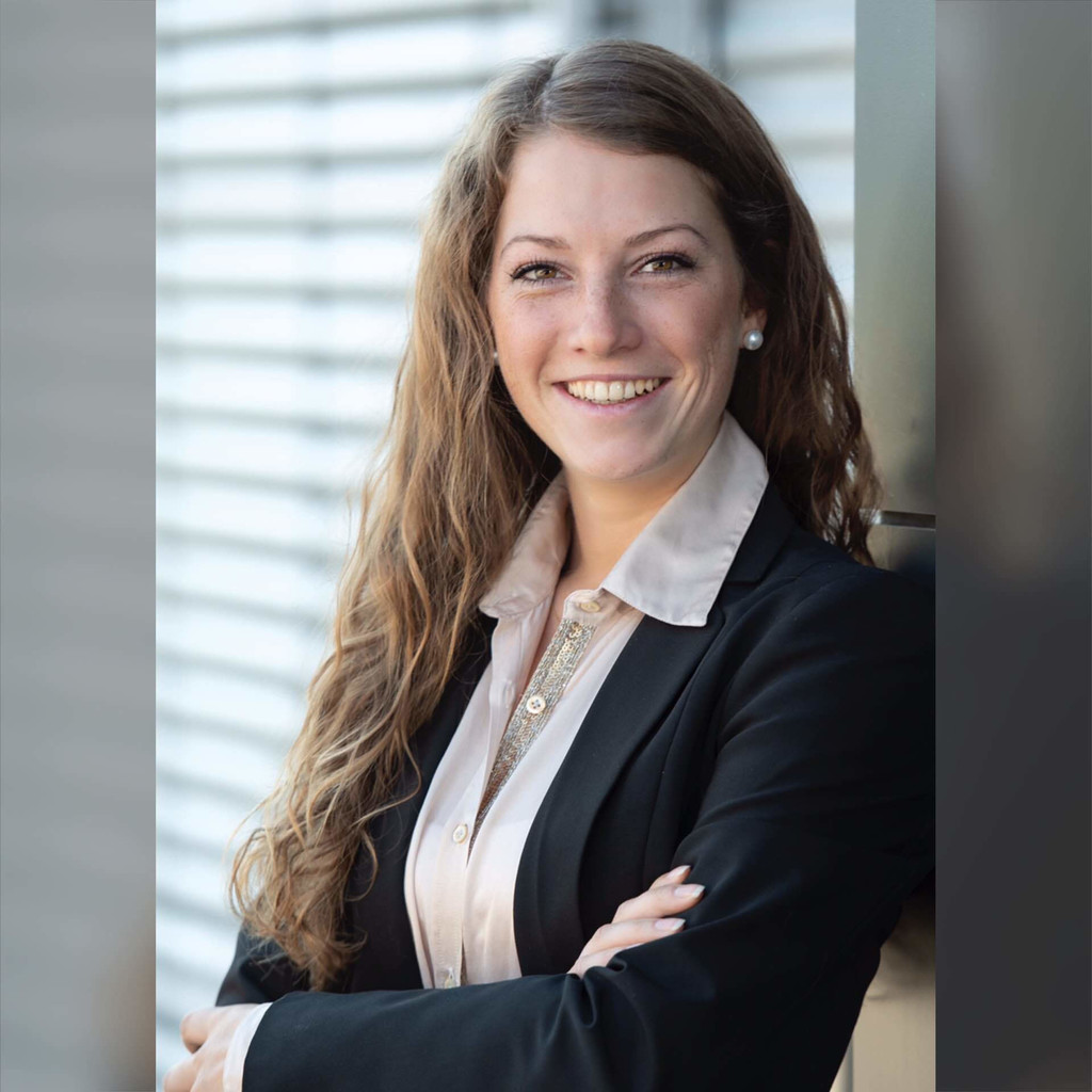 Johanna Schmausser - Projektleiterin - Baumann GmbH | XING