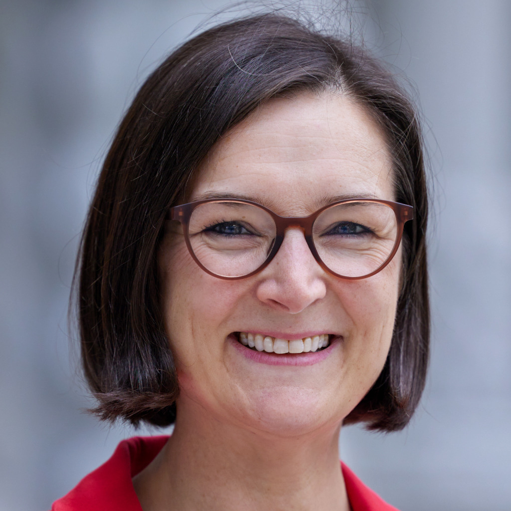 Amy Bohren - Principal Career Consultant & Director - Red Careers | XING