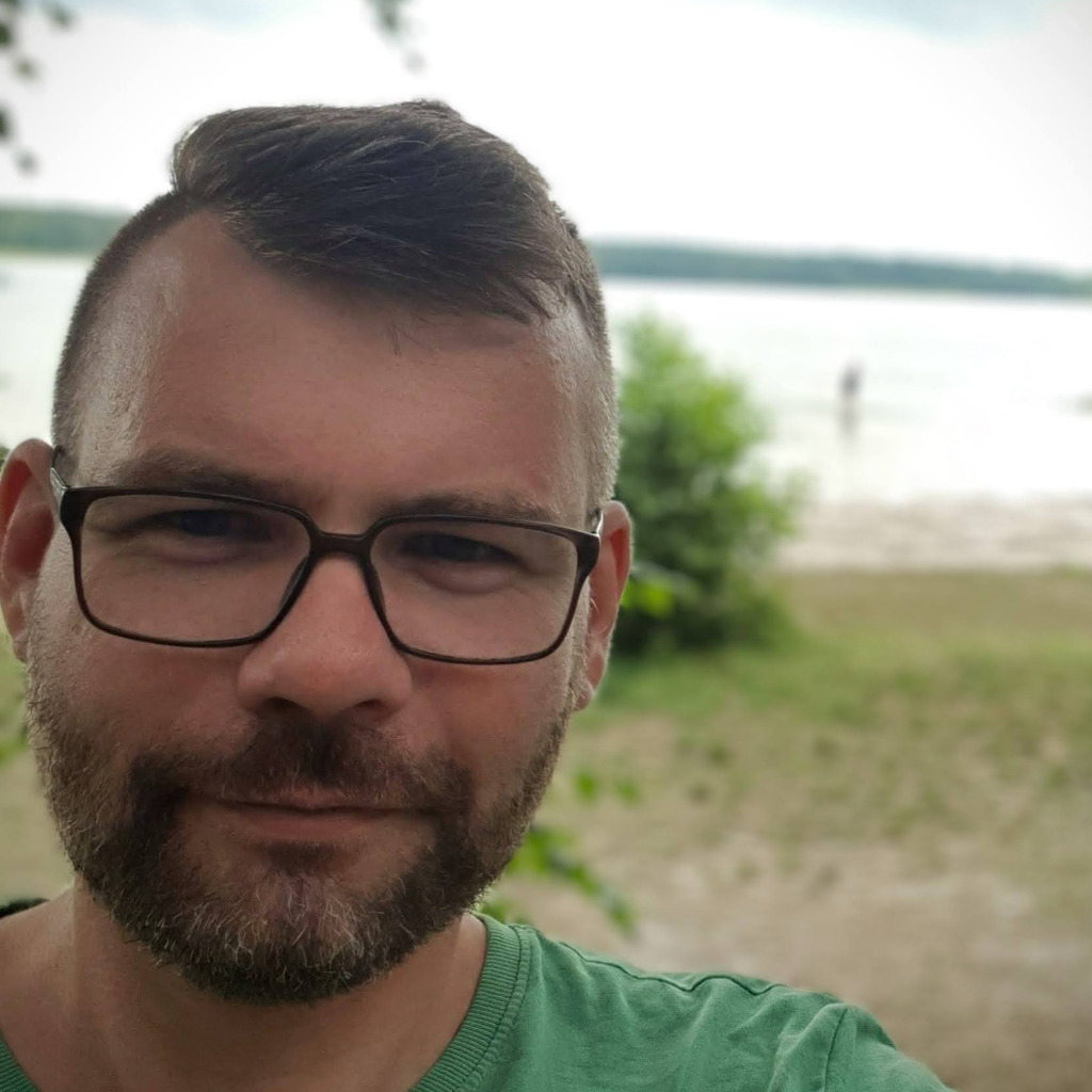 Greg Ciechomski - Information Security Manager - Procter and Gamble | XING