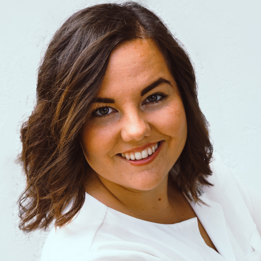 Deborah Springer - Informationsmanagement und Unternehmenskommunikation ...