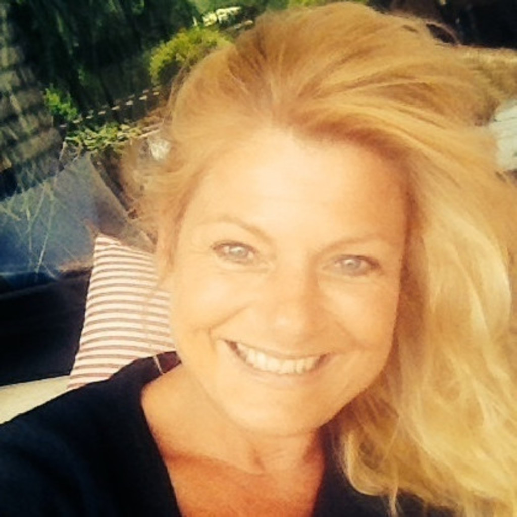 Simone Marx - Geschäftsstellenleiterin - HanseMerkur ...