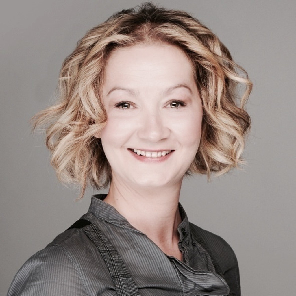 Susanne Neidig - Director of Client Services - TRANSMISSION (Pace Comms ...