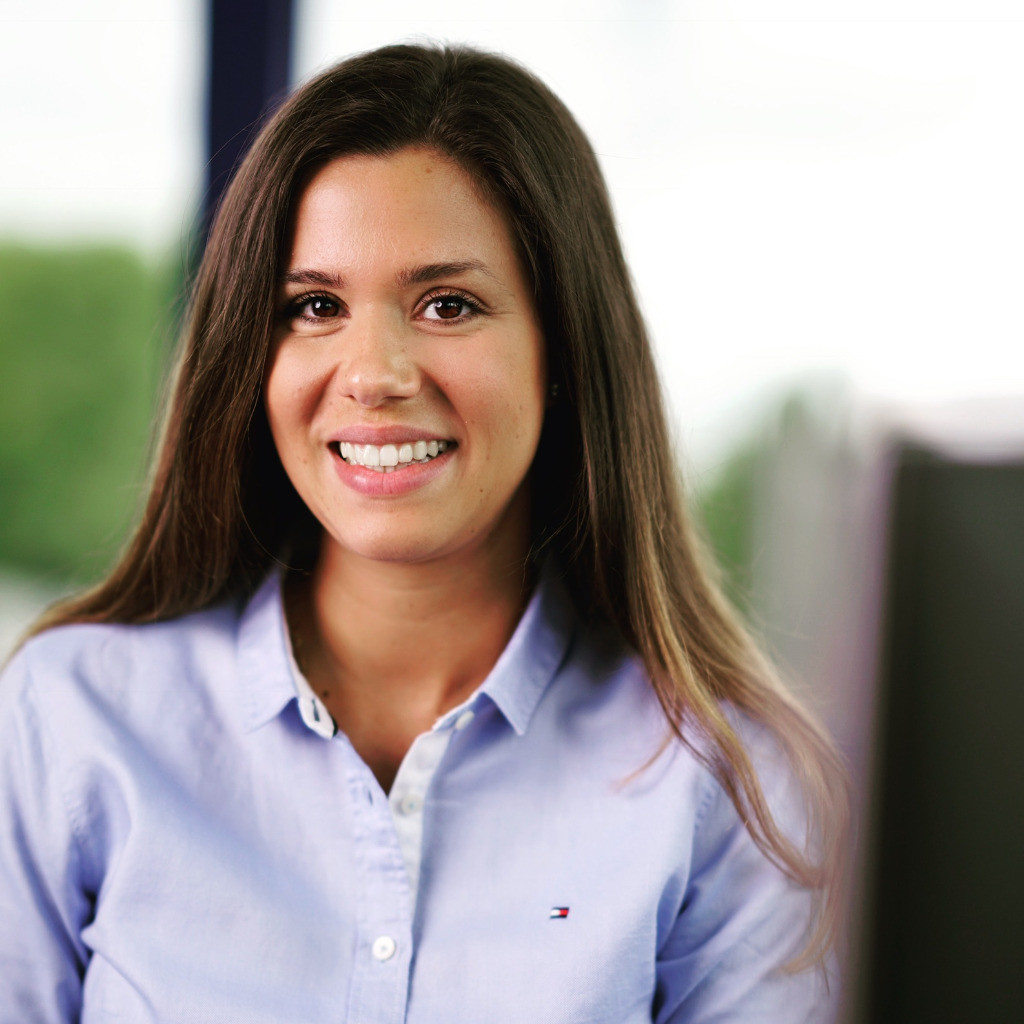 Laura Kopka's Instagram, Twitter & Facebook on IDCrawl