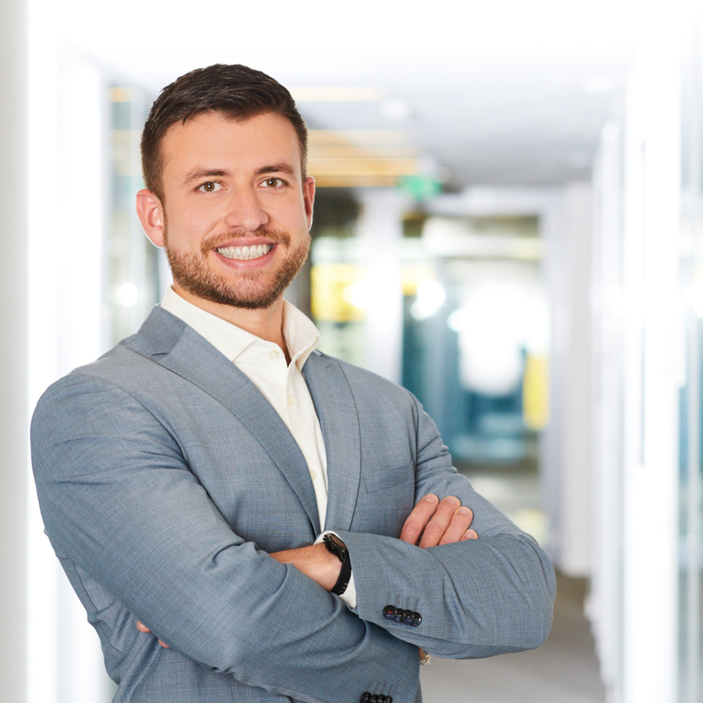 Alexander Hug - Leiter Zuschüsse - FinMatch AG | XING