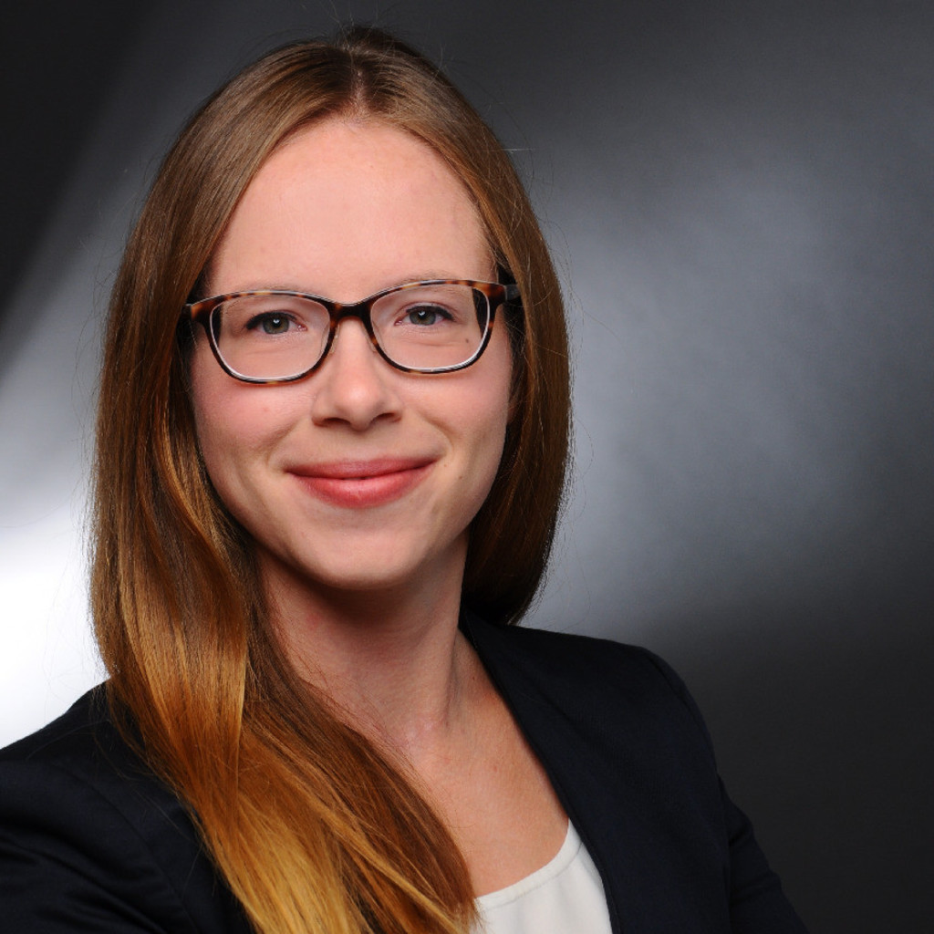 Jennifer Rothfuß - Materialplanerin Einkauf - DAIKIN Manufacturing ...