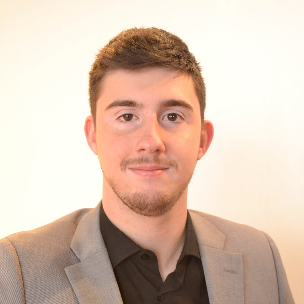 Tim Benning - Werkstudent - Debeka | XING