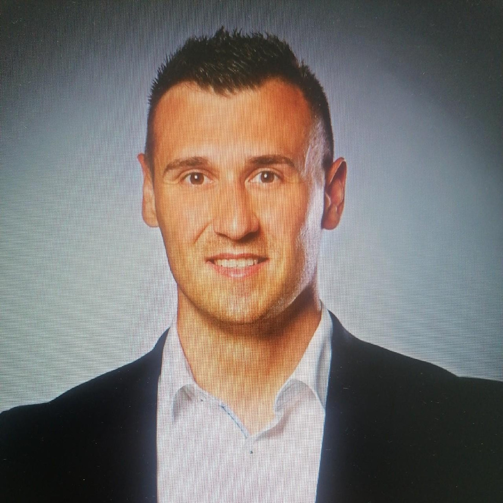 Benjamin Sturz - Mitarbeiter Vertriebsinnendienst - Seuster KG | XING