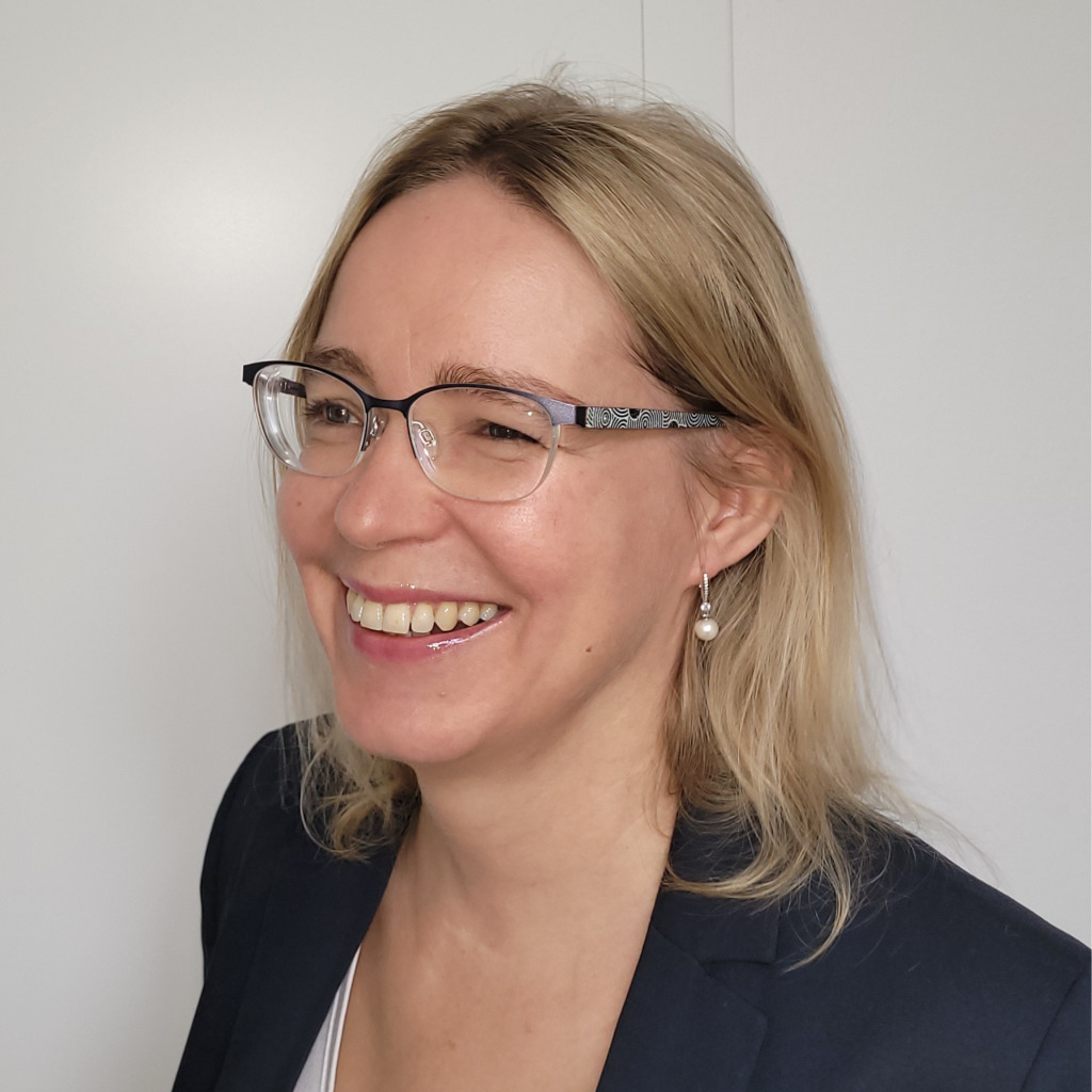 Lisa Fenske's Instagram, Twitter & Facebook on IDCrawl