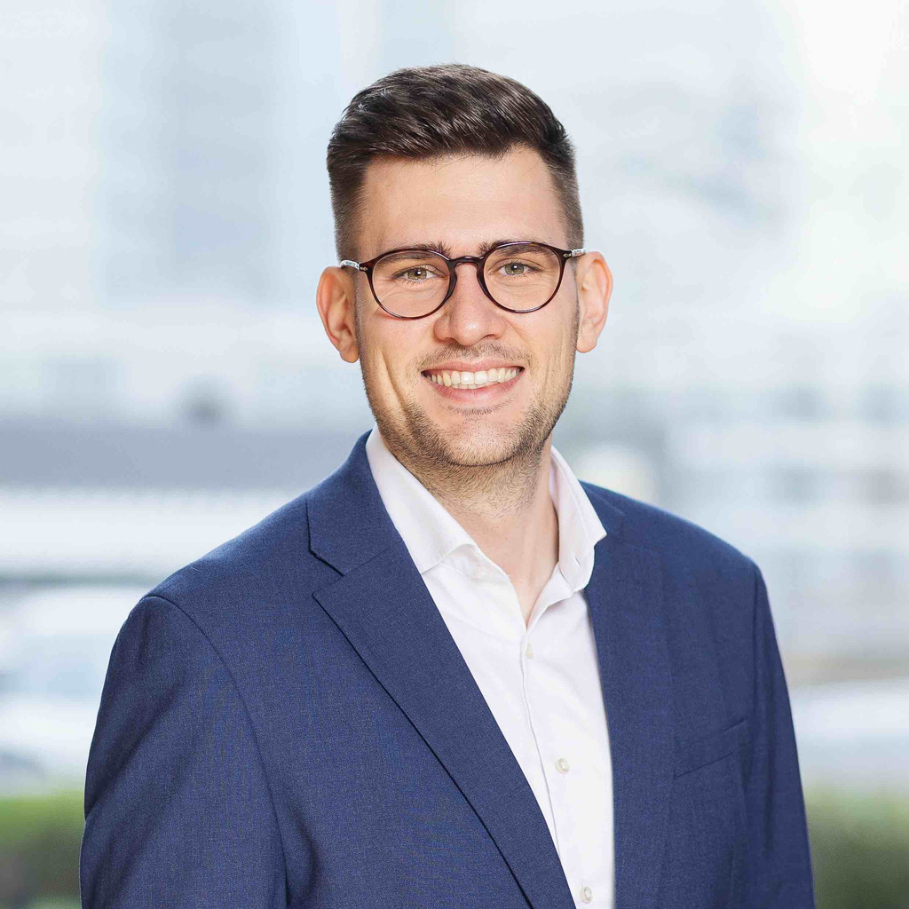 Fabian Hoffmann - Bundesbetriebsprüfer (Chemische Industrie) - Bundeszentralamt für Steuern | XING