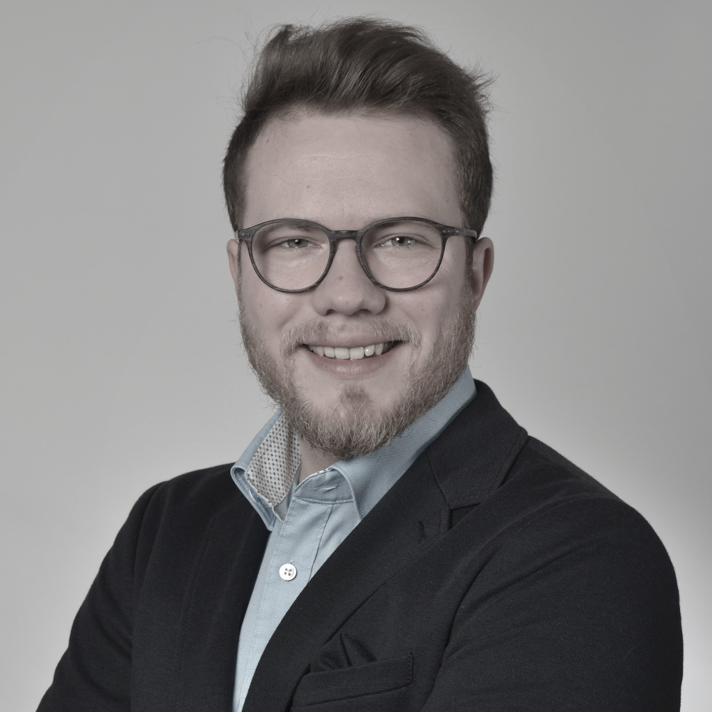 Julian Ernst - Reseller Sales Manager - GRENKE Business Solutions GmbH & Co. KG | XING