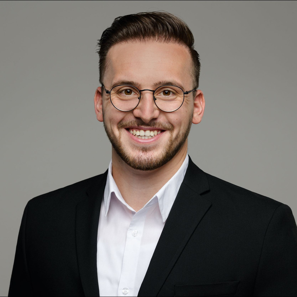 Emre Kurt - Business Partner BI Controlling & Reporting - NetCom BW ...