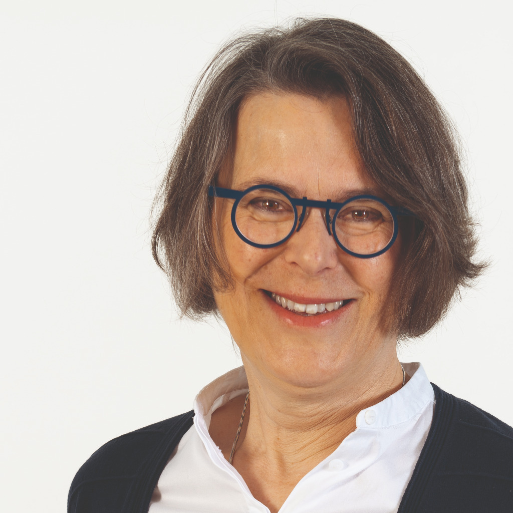 Angelika Roth - Leitung Operations - industrie automation ...