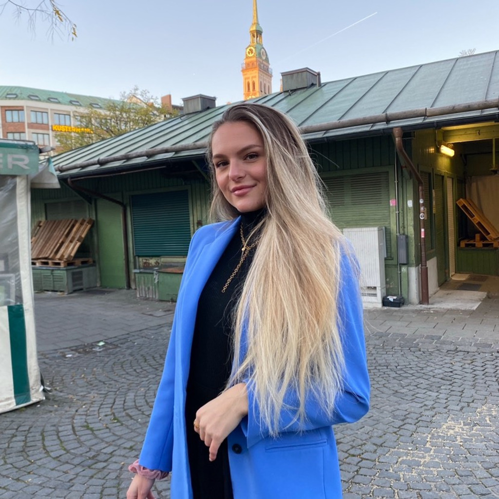 Lisa Weitzel - Junior Media Client Consulting - Mediaplus Gruppe | XING