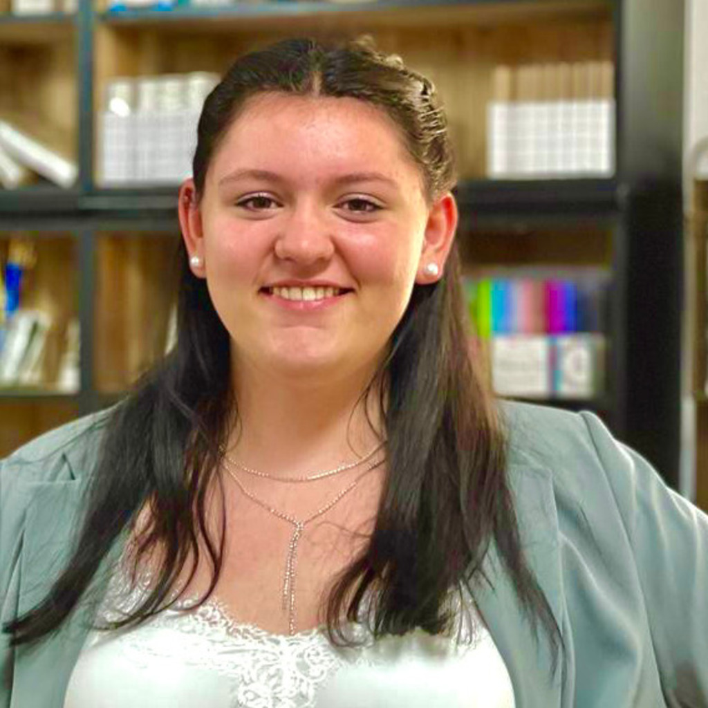 Kathleen Feistner - Schülerin - Frau Ranner | XING