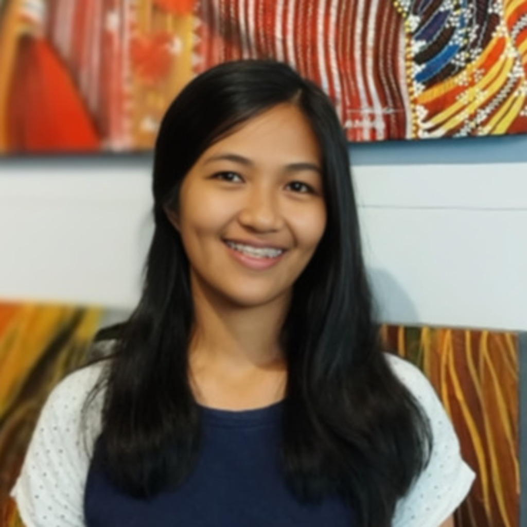 Abigail Peralta - Web Designer - Whitehouse Floors LLC | XING